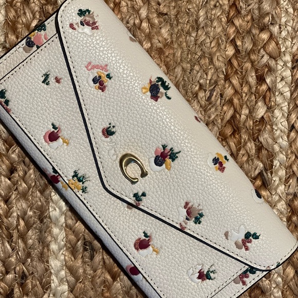 Coach | Bags | Coach Wyn Envelope Wallet | Poshmark